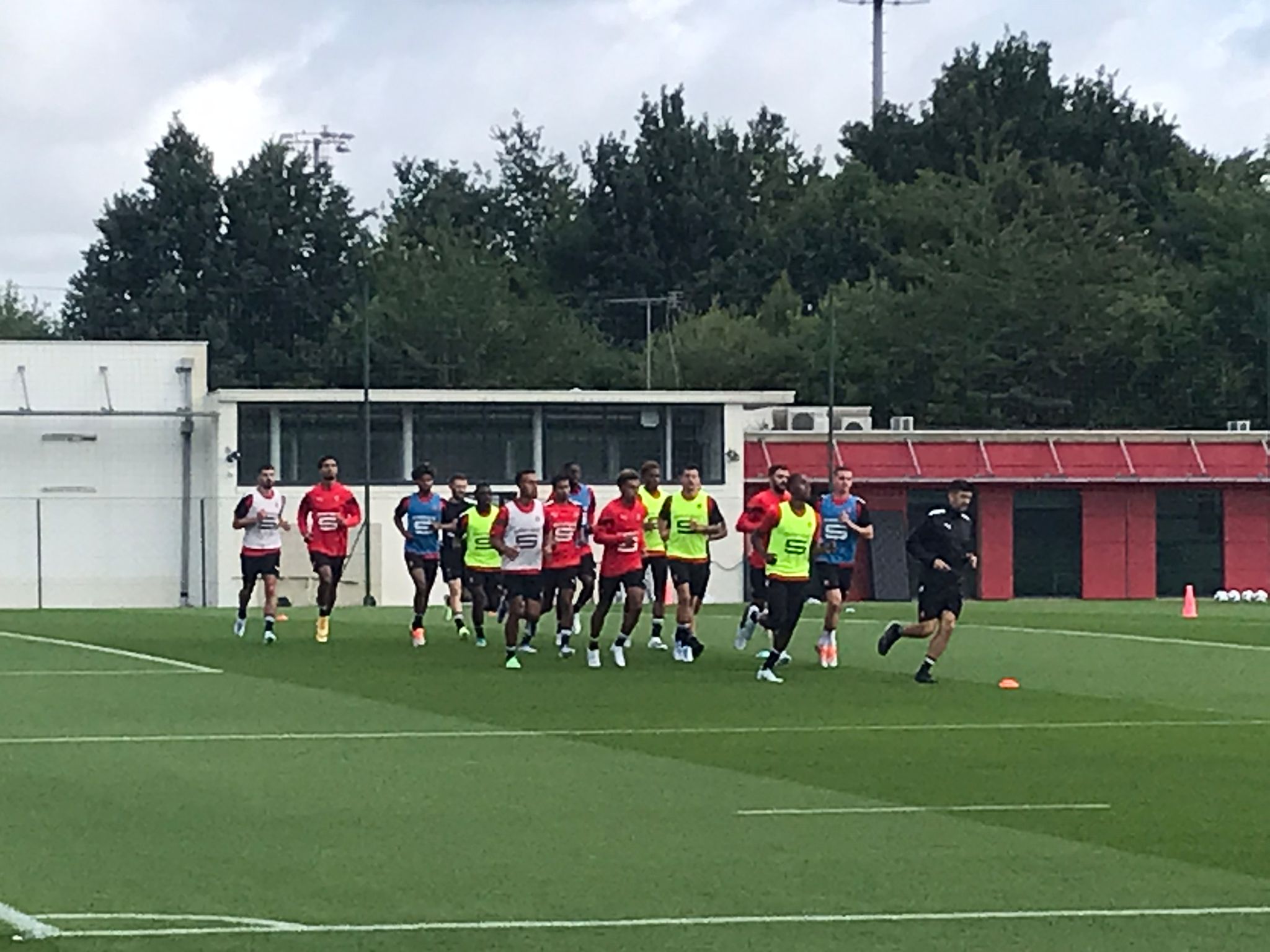 Préparation : 17 joueurs au premier entraînement collectif de la saison ...