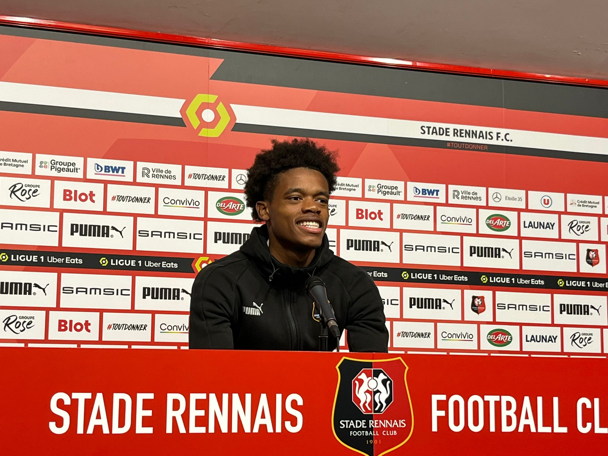 Sélections : Warmed Omari forfait avec les Espoirs pour affronter l’Espagne ? - Stade Rennais Online