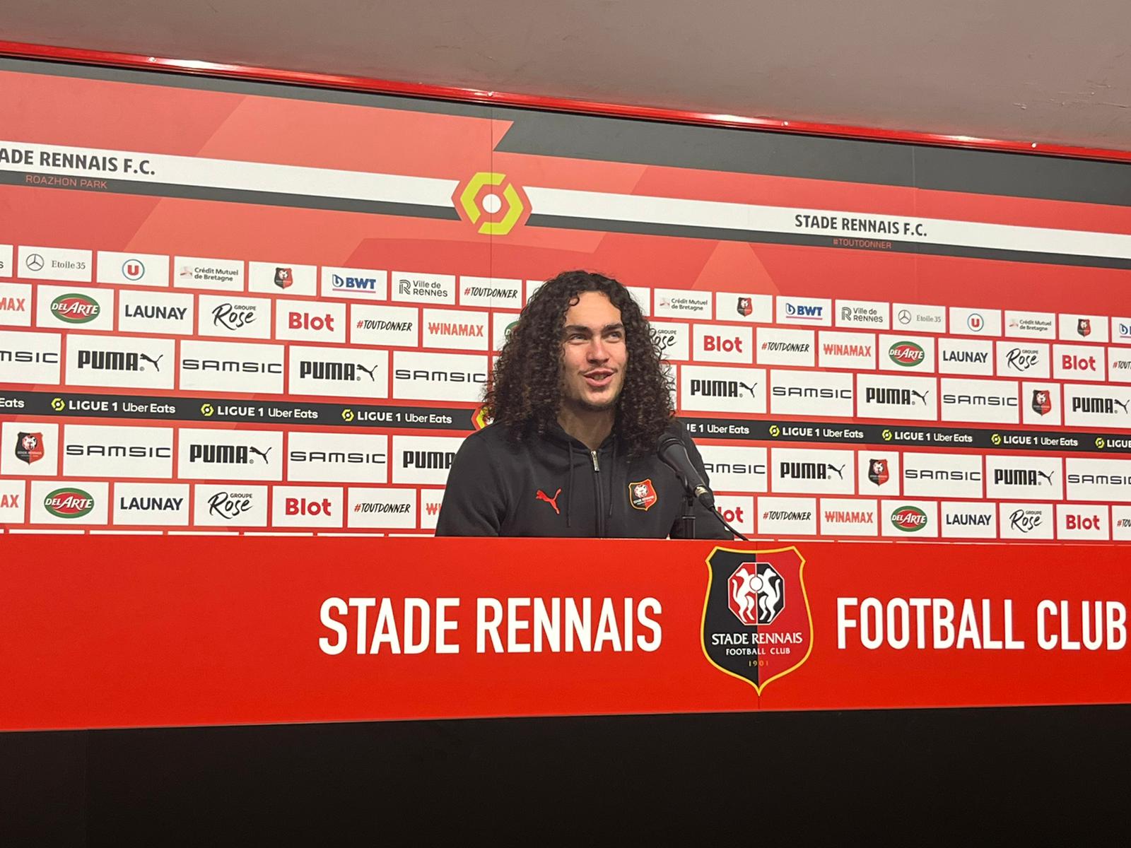 Officiel : Arthur Theate rejoint l’Eintracht Francfort - Stade Rennais ...