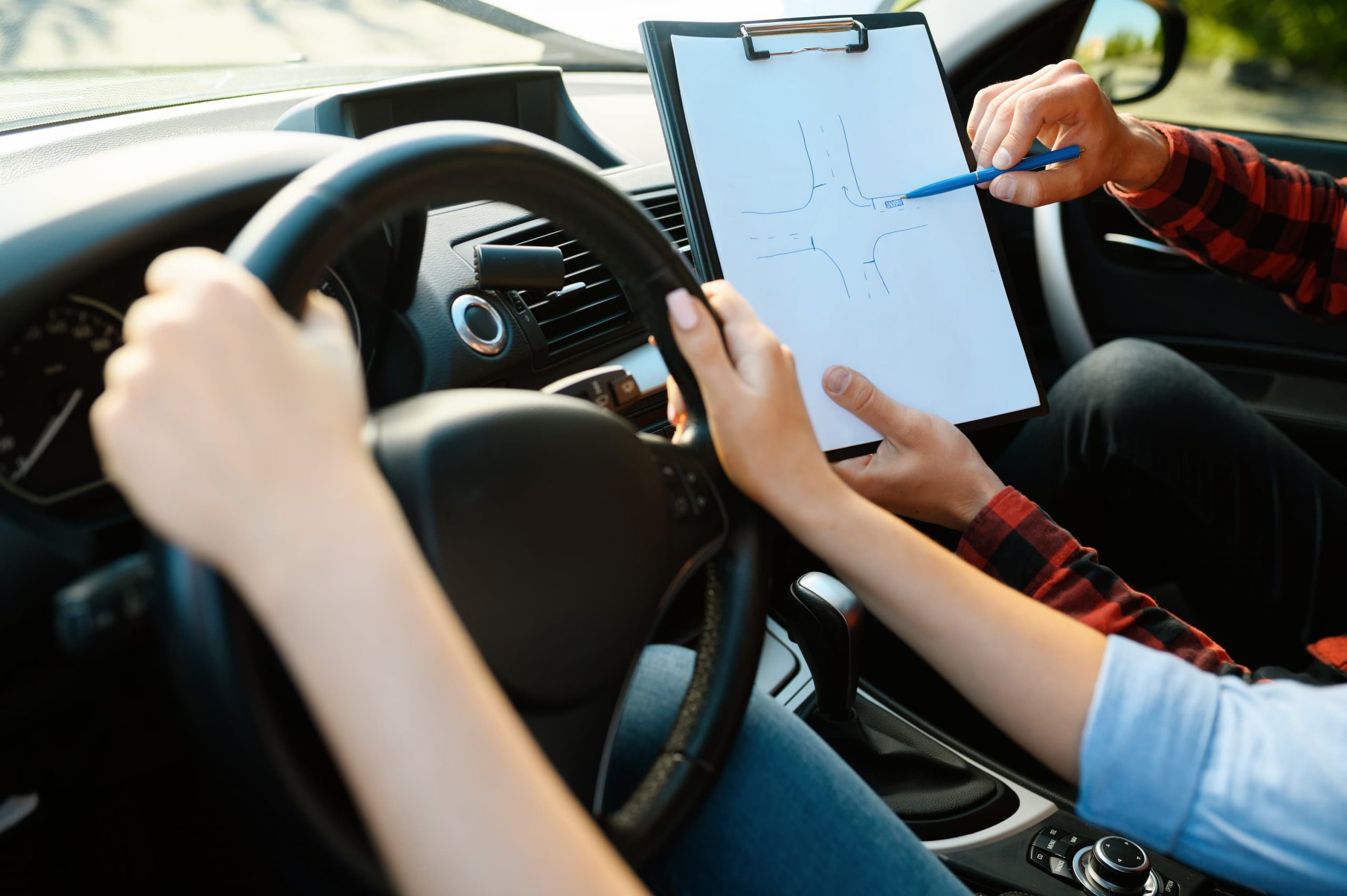Cours de conduite à Rennes : quelle auto-école choisir pour ses leçons ...